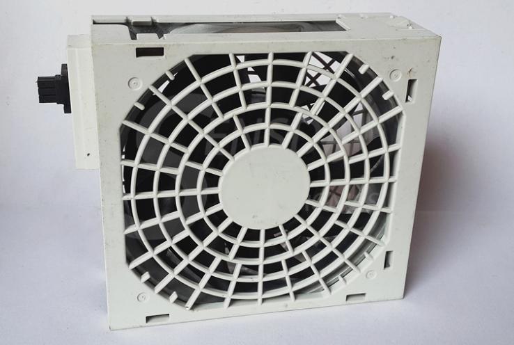 Sanyo 9SG1212P1G03 (P) PN:44V3454 (2P) EC:L3575B 12038 12cm DC 12V 4A ...